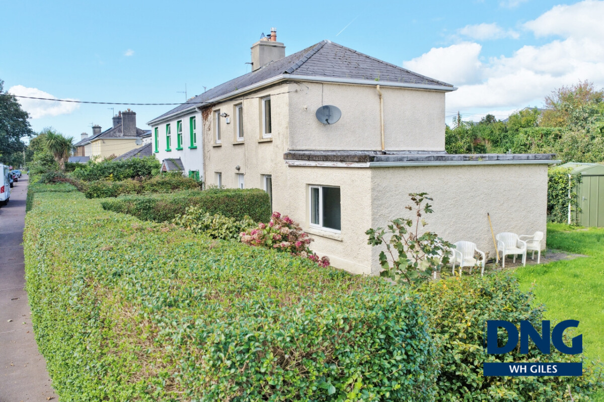 28 Castlecountess, Tralee, County Kerry. V92NH2V – DNG WH Giles Tralee