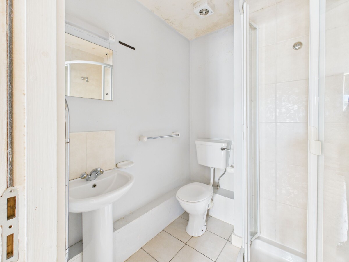 313 The Parklands, Ivy Terrace, Tralee, County Kerry. V92 E434 – DNG WH ...