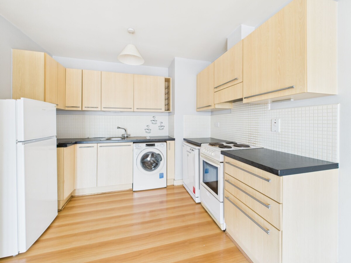 313 The Parklands, Ivy Terrace, Tralee, County Kerry. V92 E434 – DNG WH ...